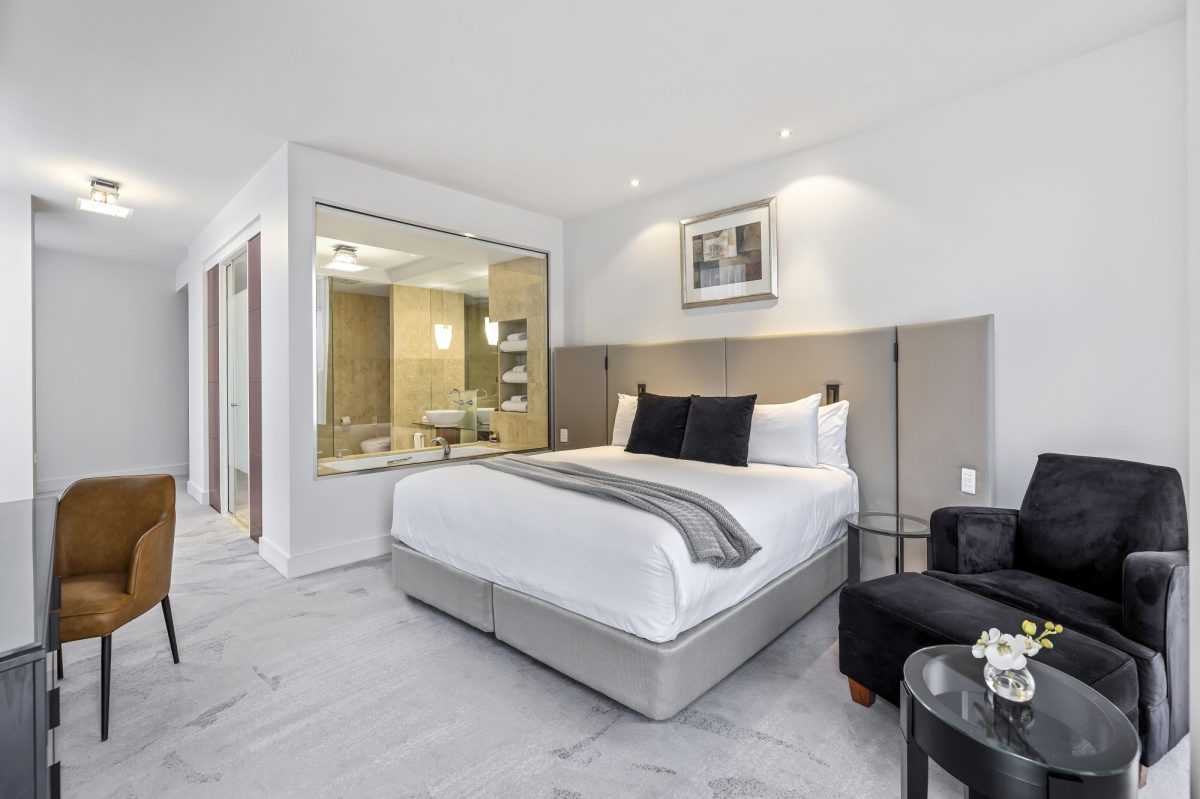 Experience Adelaide | Peppers Waymouth Hotel